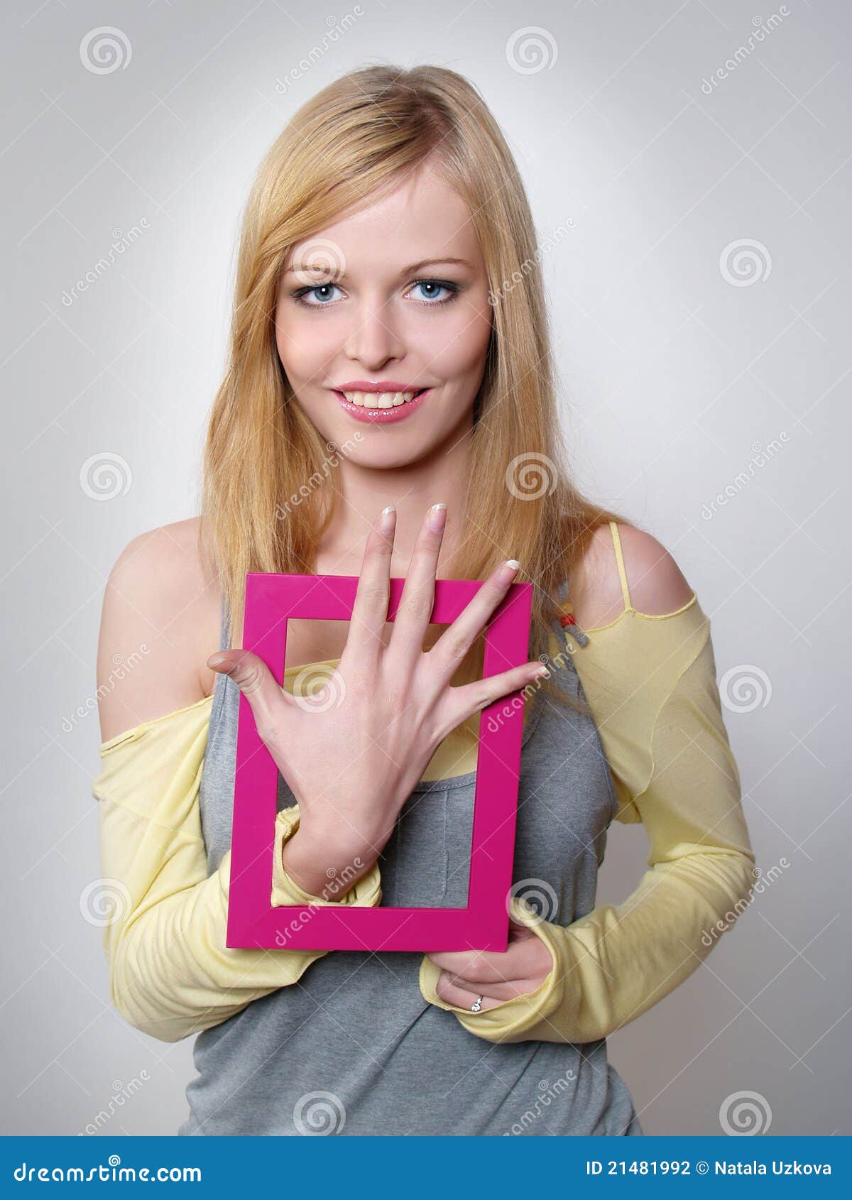 Smiling Young Woman Shows Five Fingers of a Hand Stock Photo - Image of ...