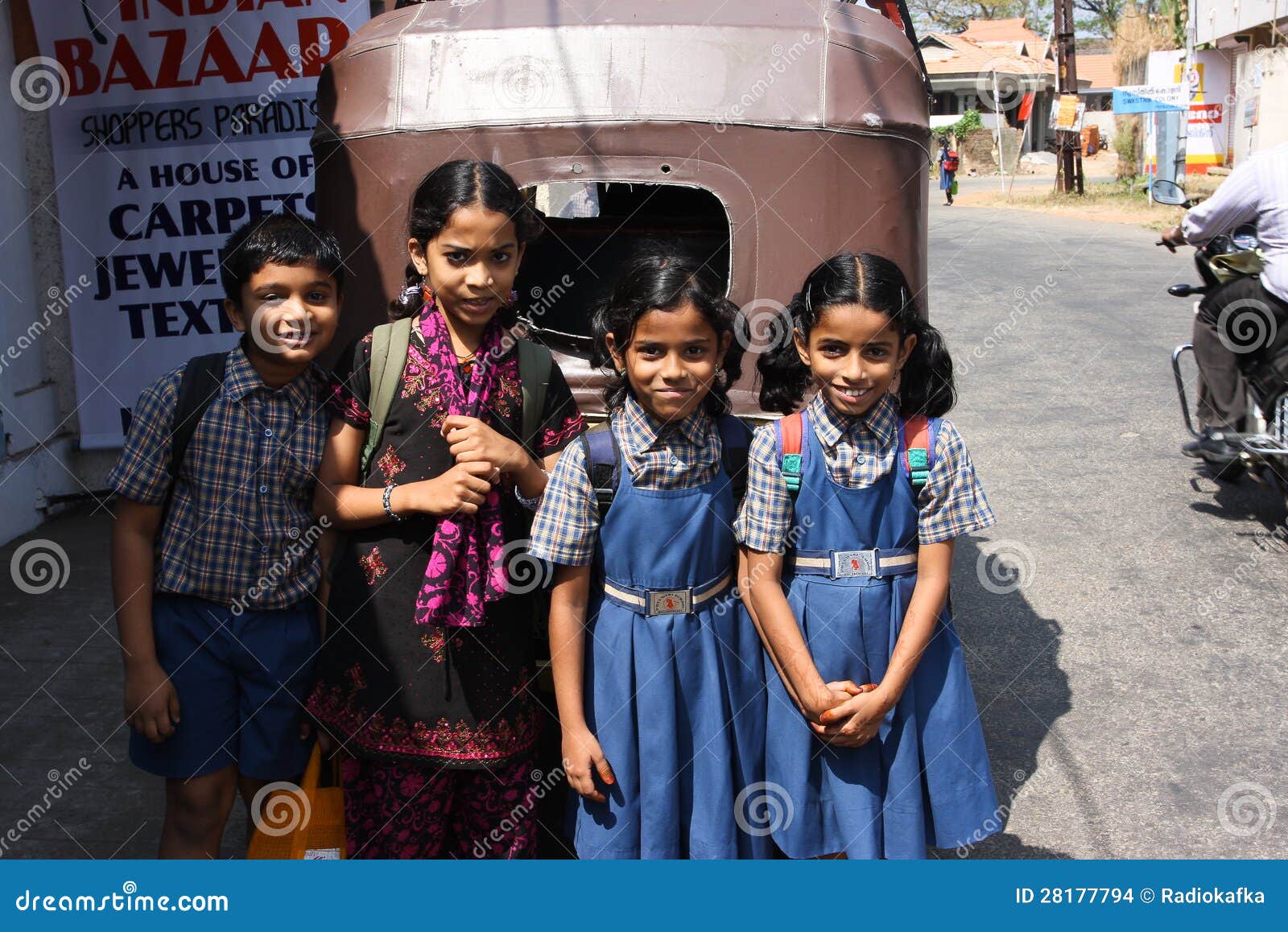 Smily Children on the Street of India Editorial Stock Image - Image of ...