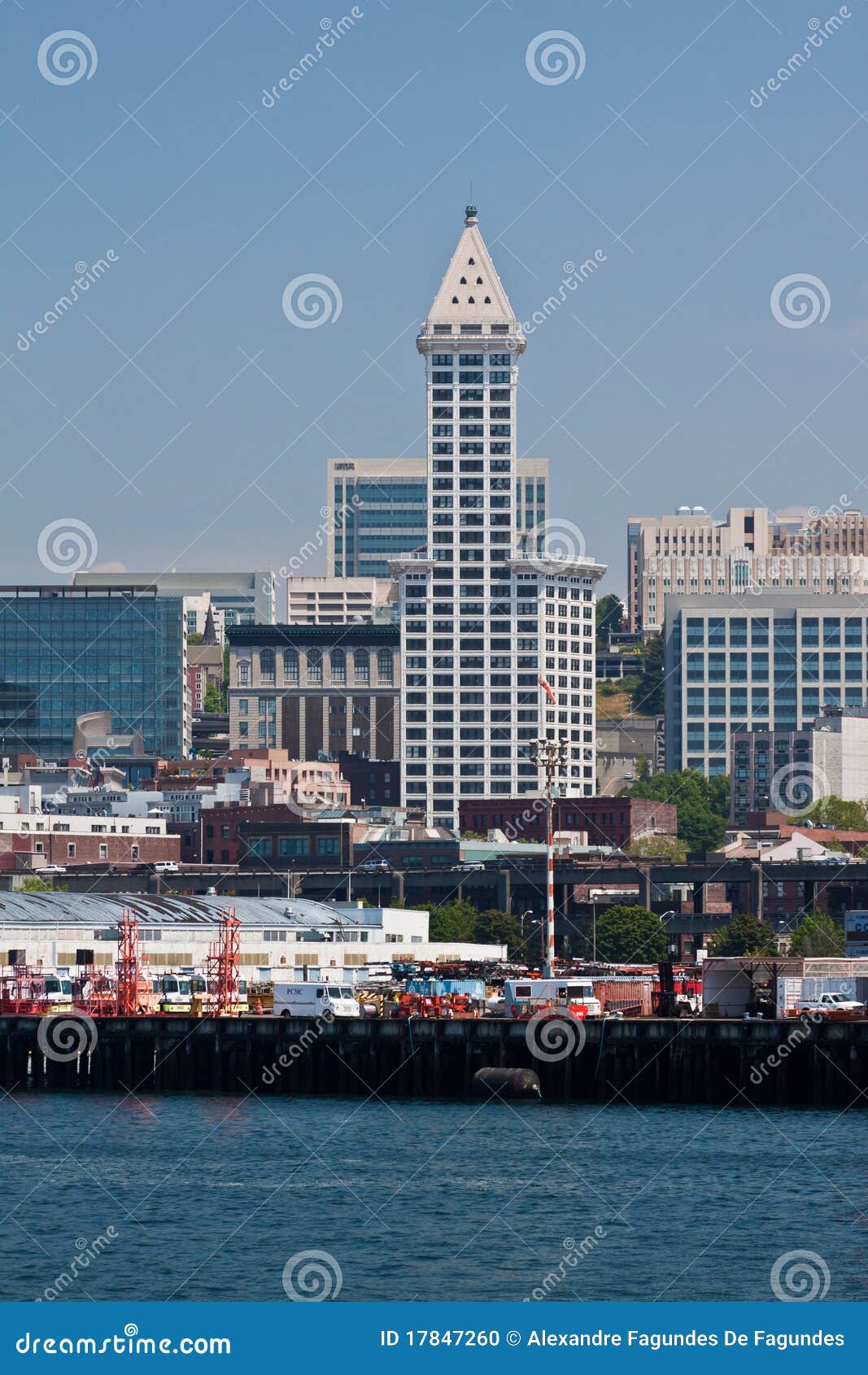 Smith Tower Seattle editorial image. Image of shore, united - 17847260