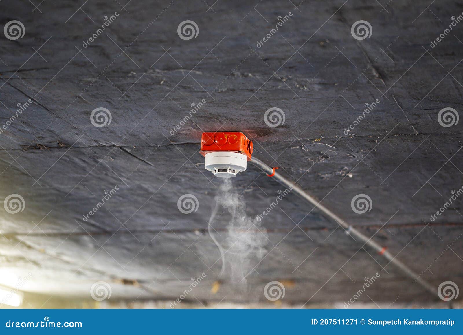 Smoke Detector on Precast Concrete Ceiling. Stock Image - Image of fire ...