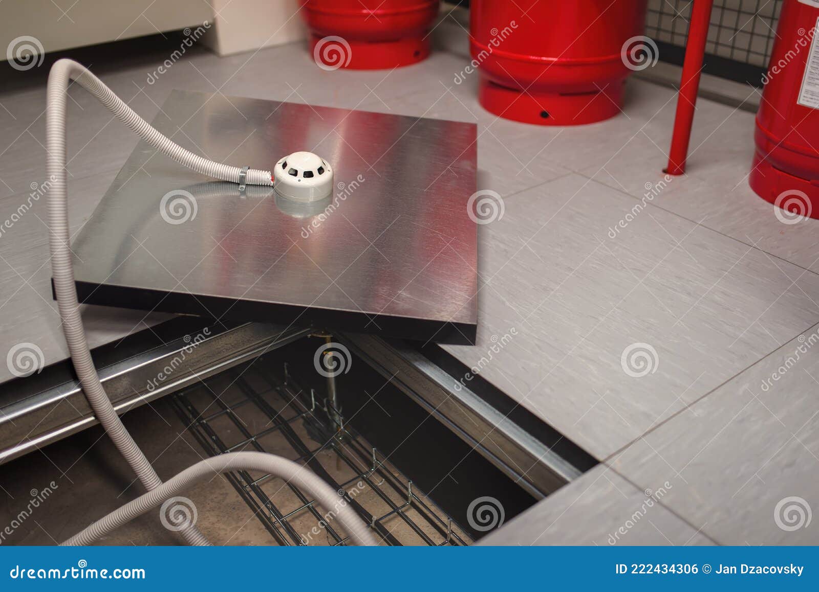 Smoke and Fire Detector Built into the Floor Connected To Clean Agent ...