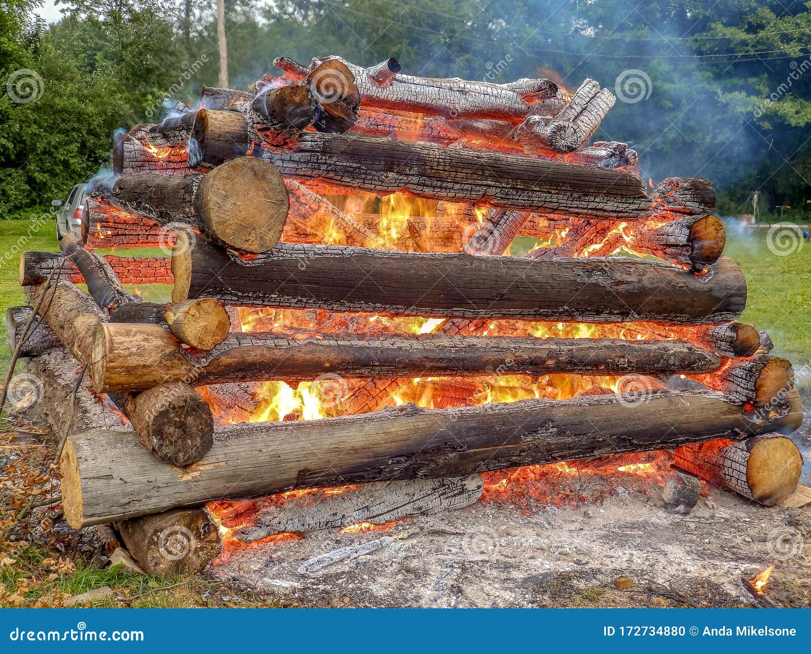 Smoke and Flames of a Campfire Stock Photo - Image of smoke, outdoors ...
