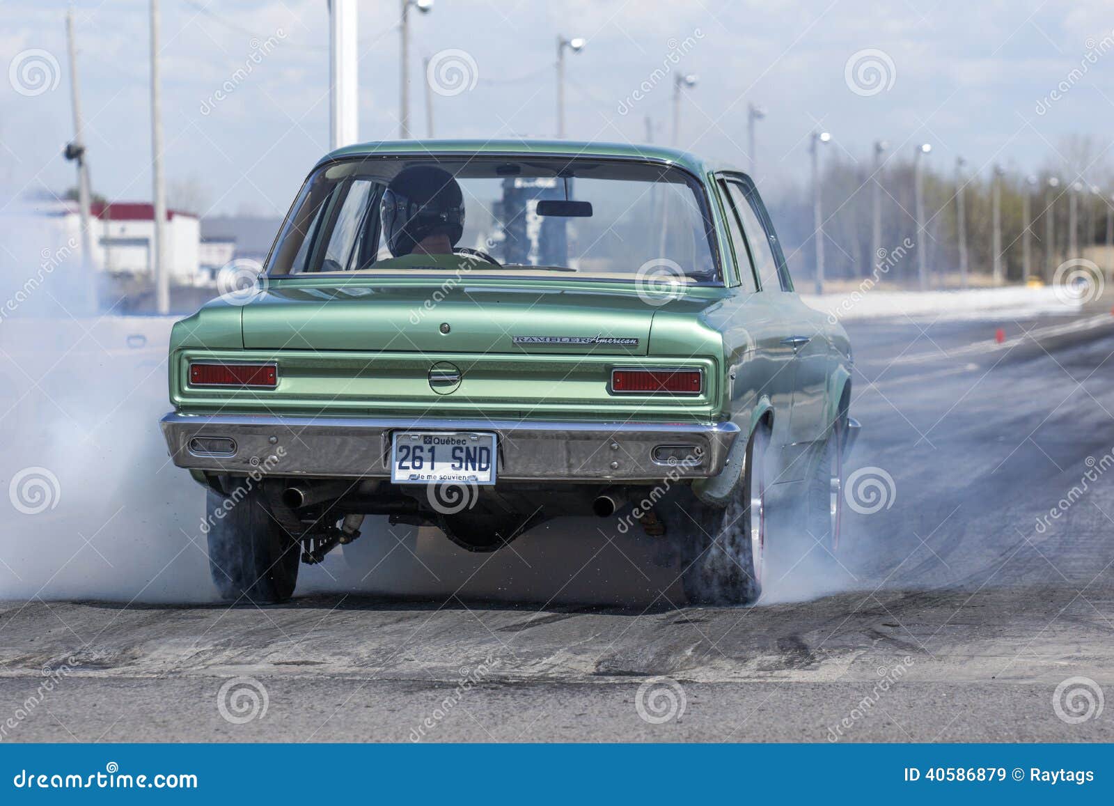 Drag racing editorial stock image. Image of canadian - 40586879