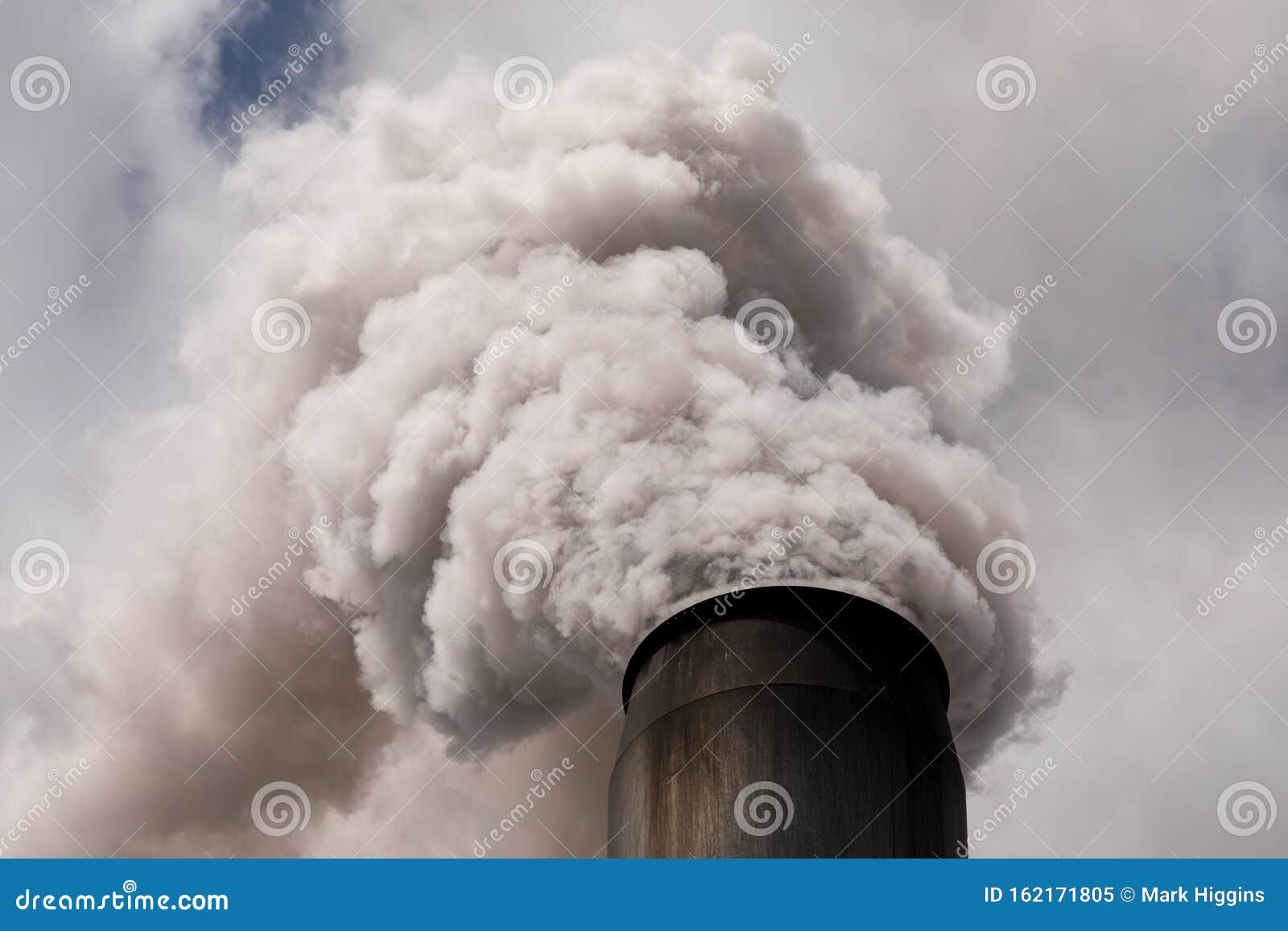 Smoke Stack Billowing Pollution Stock Image - Image of energy, fuel ...
