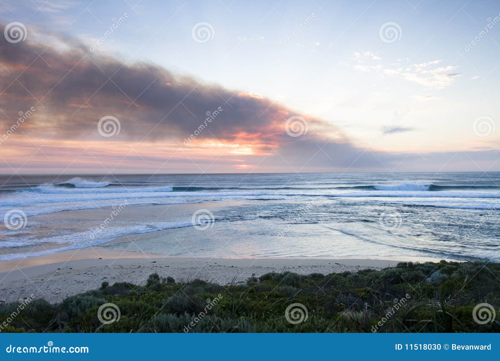 Smokey Sunset at Prevelly Beach Editorial Image - Image of burn, death ...