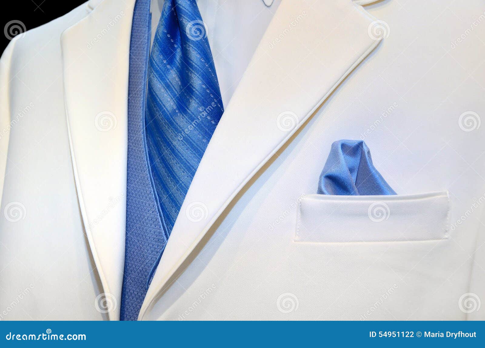 Smoking Blanco Con El Lazo Y El Chaleco Azules Foto de archivo - Imagen ...