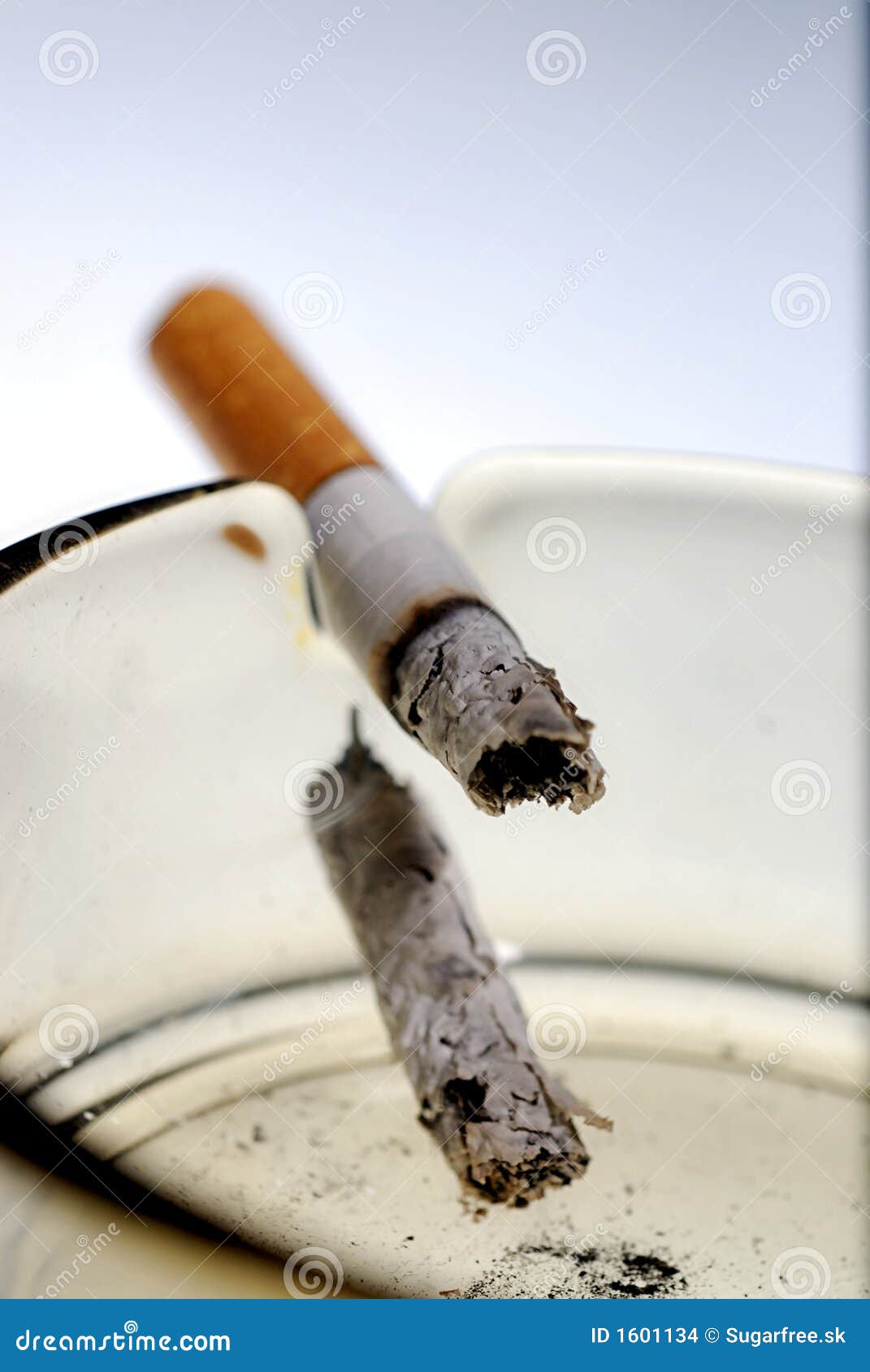 Smoking kills stock photo. Image of abstain, deny, cancer - 1601134