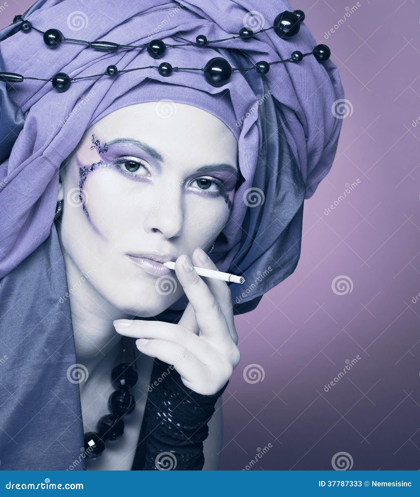 Smoking lady stock image. Image of black, fashion, posing - 37787333