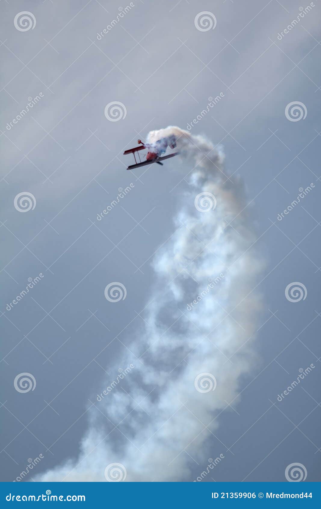 Smoking loop stock photo. Image of power, fair, clouds - 21359906