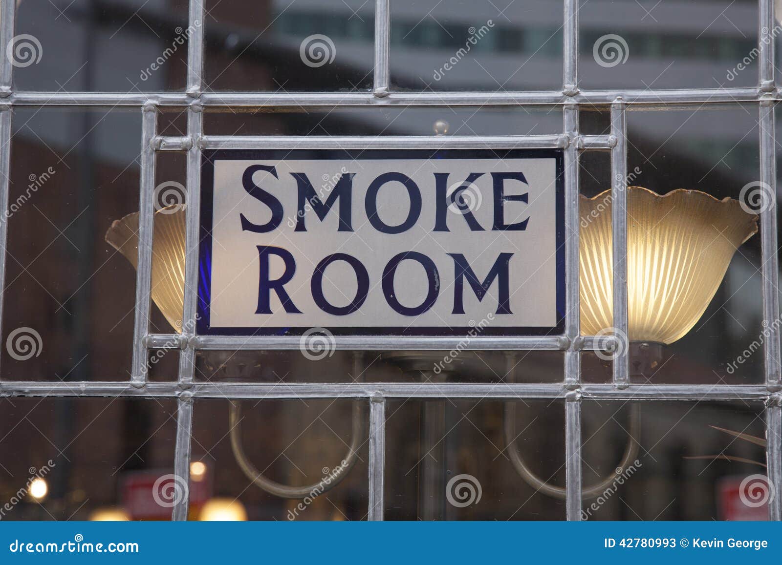 Smoking Room Sign stock image. Image of health, smoke - 42780993