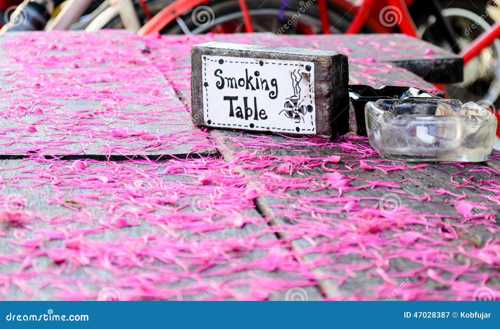 Smoking Table Area and Ashtray Stock Image - Image of smoker, cigaret ...