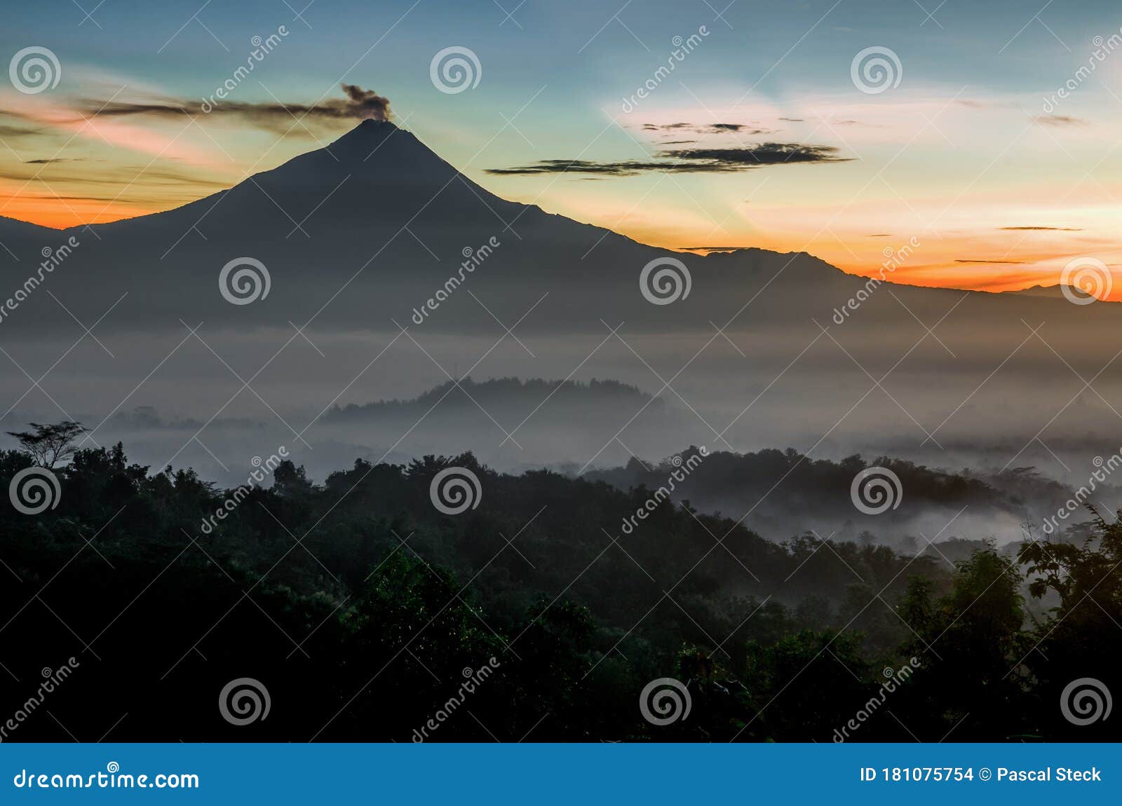 Gunung Perapi Stock Photos - Free & Royalty-Free Stock Photos from ...