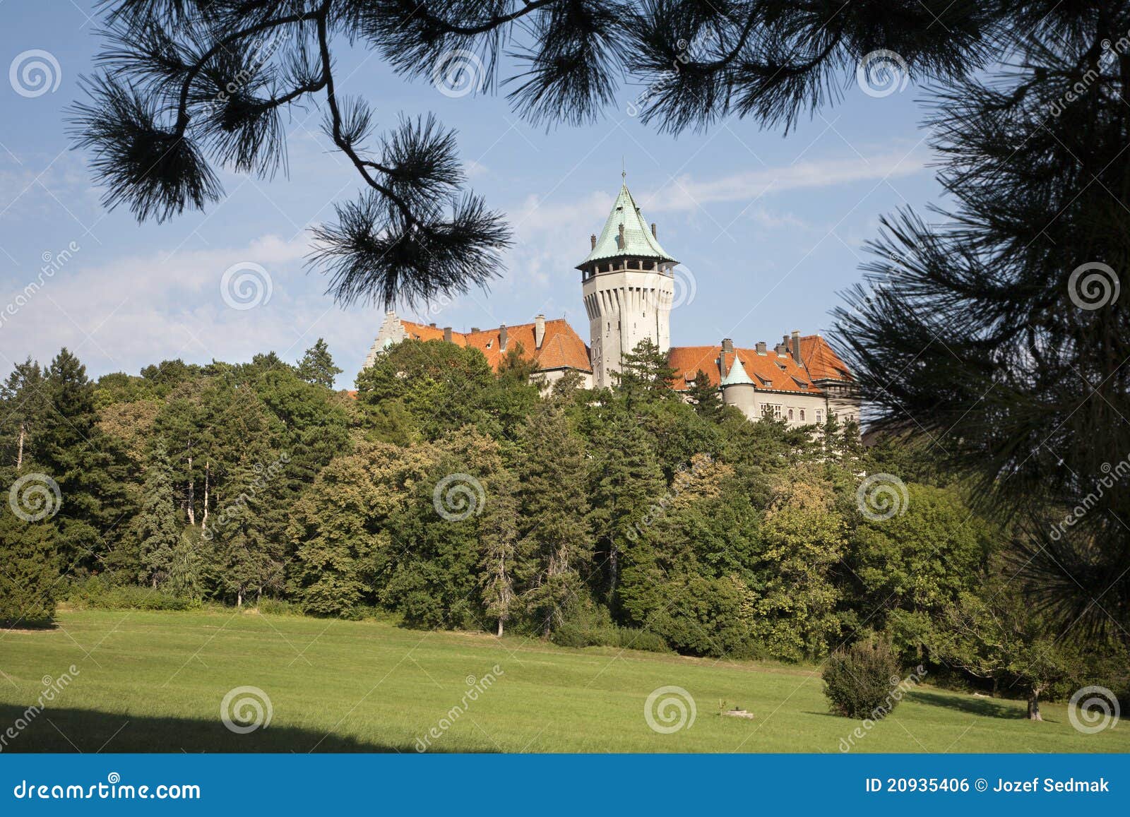 Smolenice Castle - West Slovakia Stock Photo - Image of leaf, slovakia ...