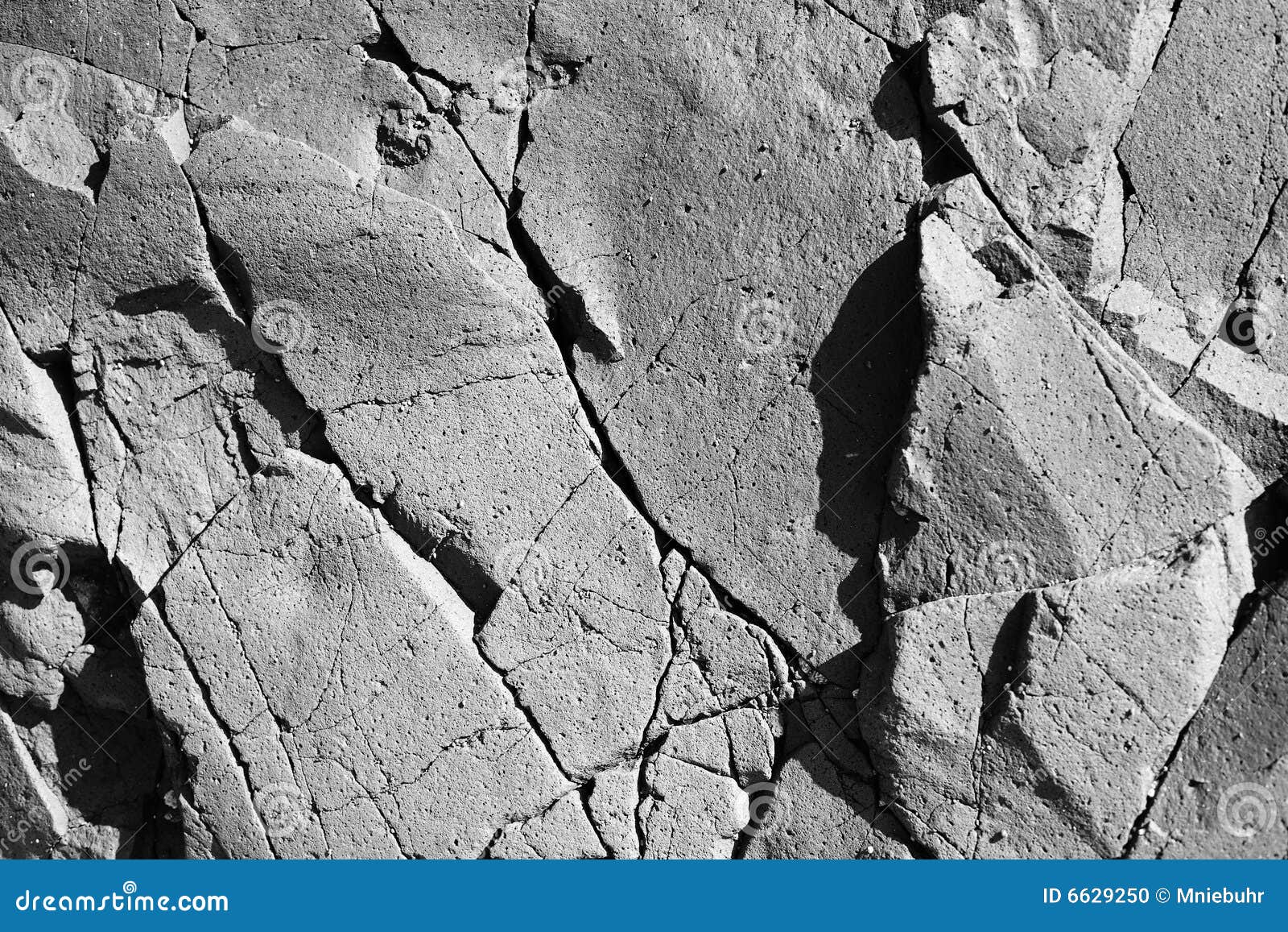 Smoothed face igneous rock stock photo. Image of weathering - 6629250