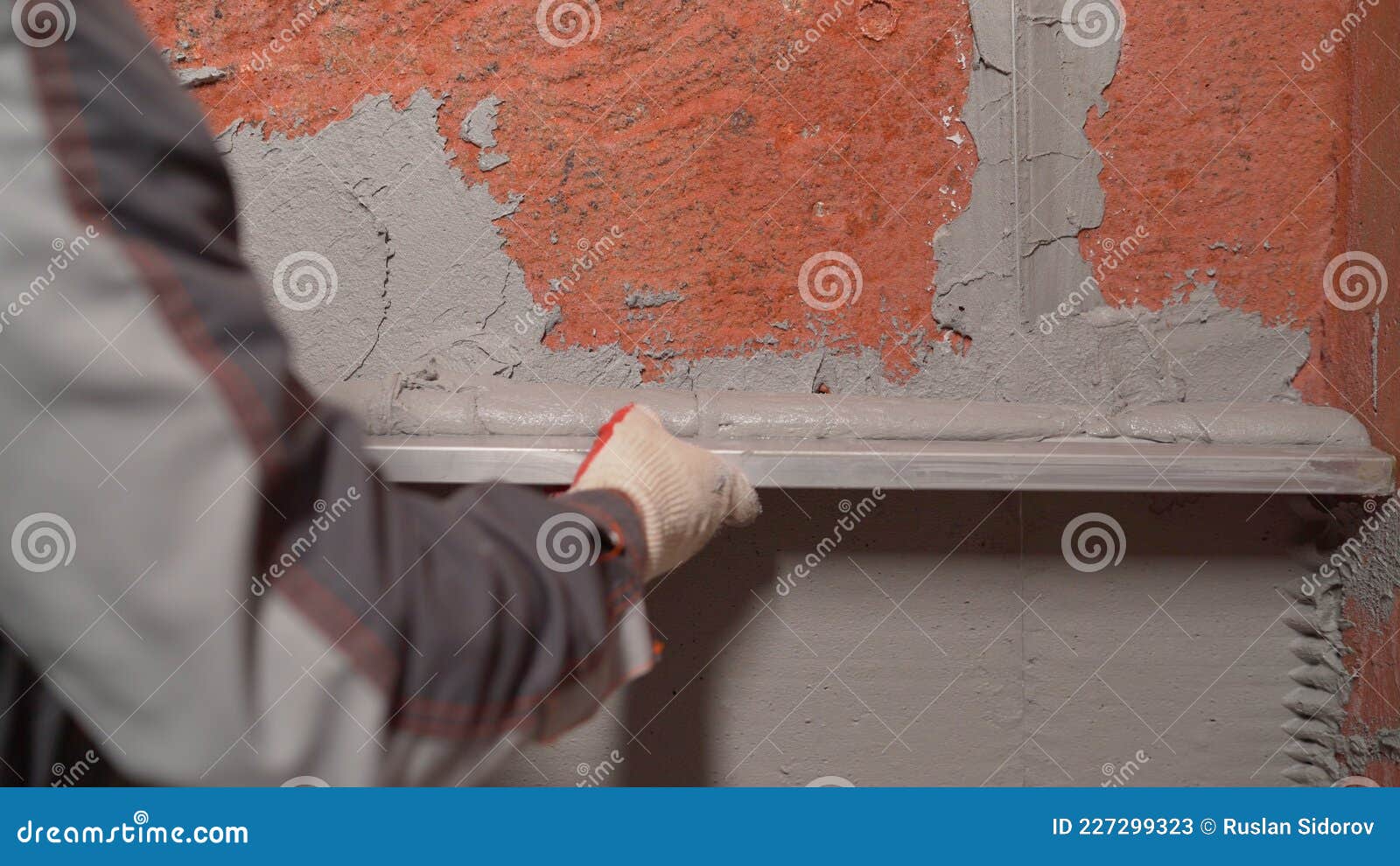Plaster the Wall with a Putty Knife.Internal Construction and Finishing ...