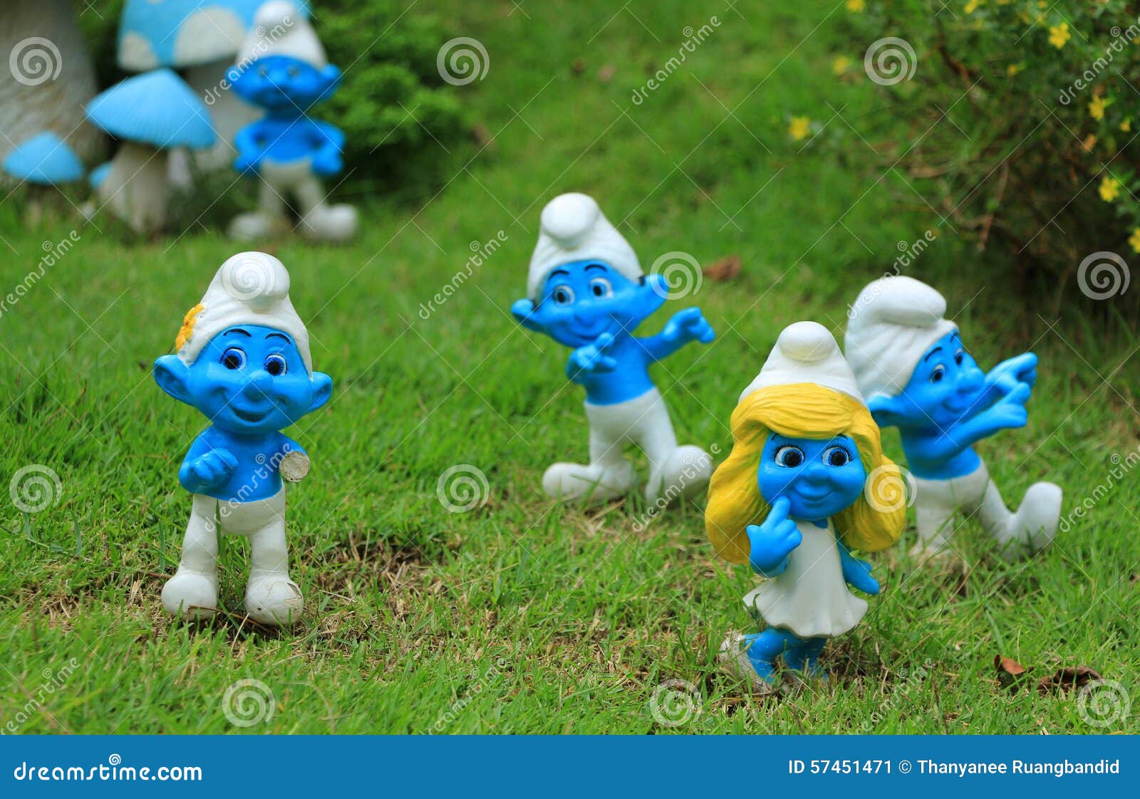 Smurf Editorial Photo | CartoonDealer.com #20720063