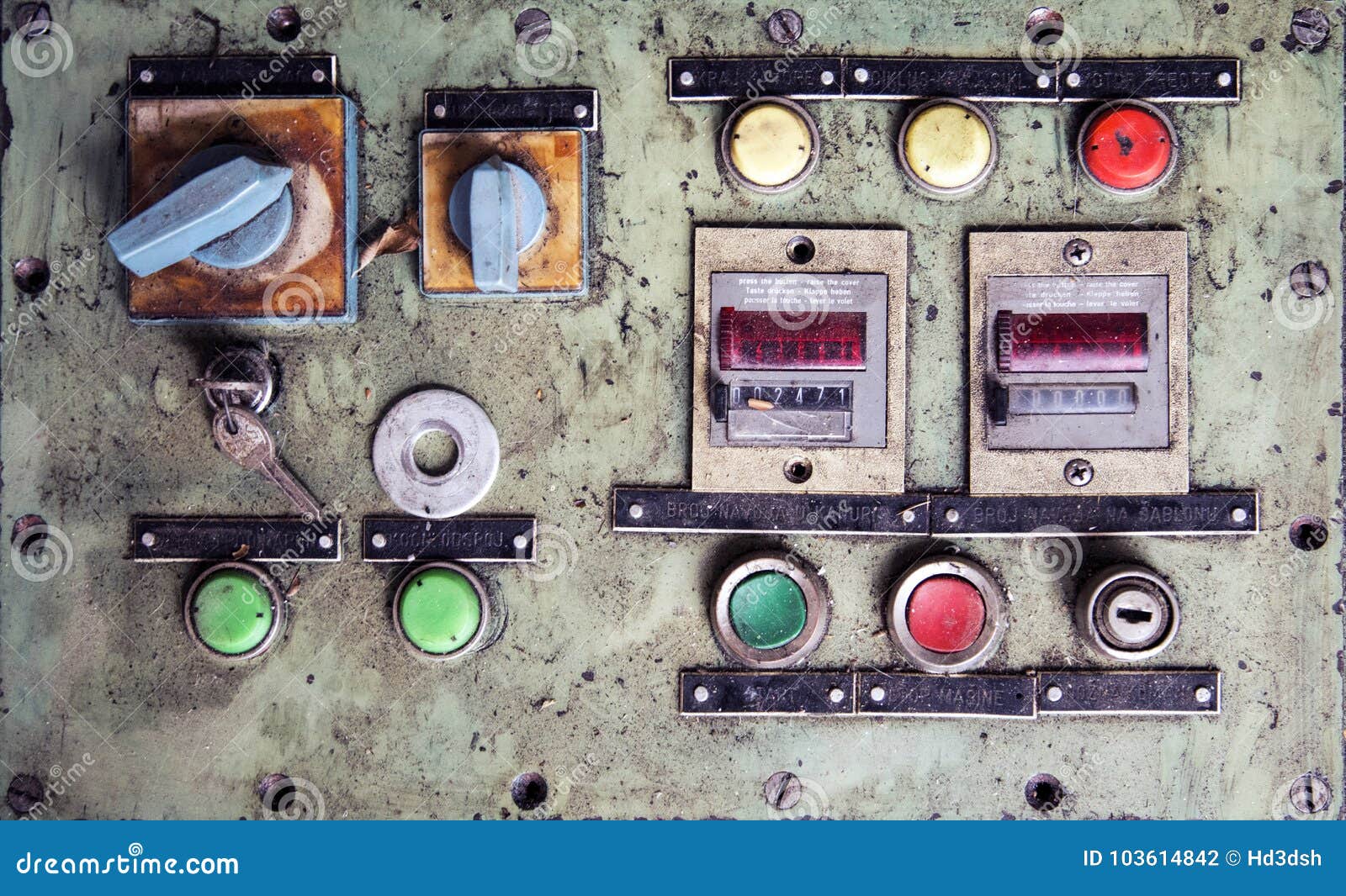 Smutsig Gammal Maskinkontrollbord Med Knappar Stock Illustrationer ...