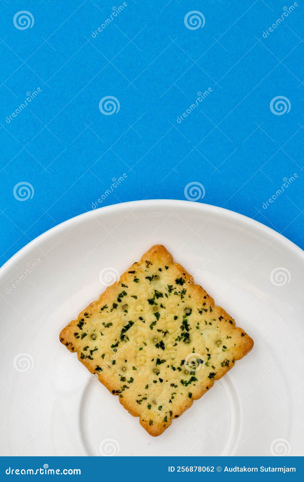 Snack Concept, Vegetable Crackers or Biscuit in White Plate Isolated ...