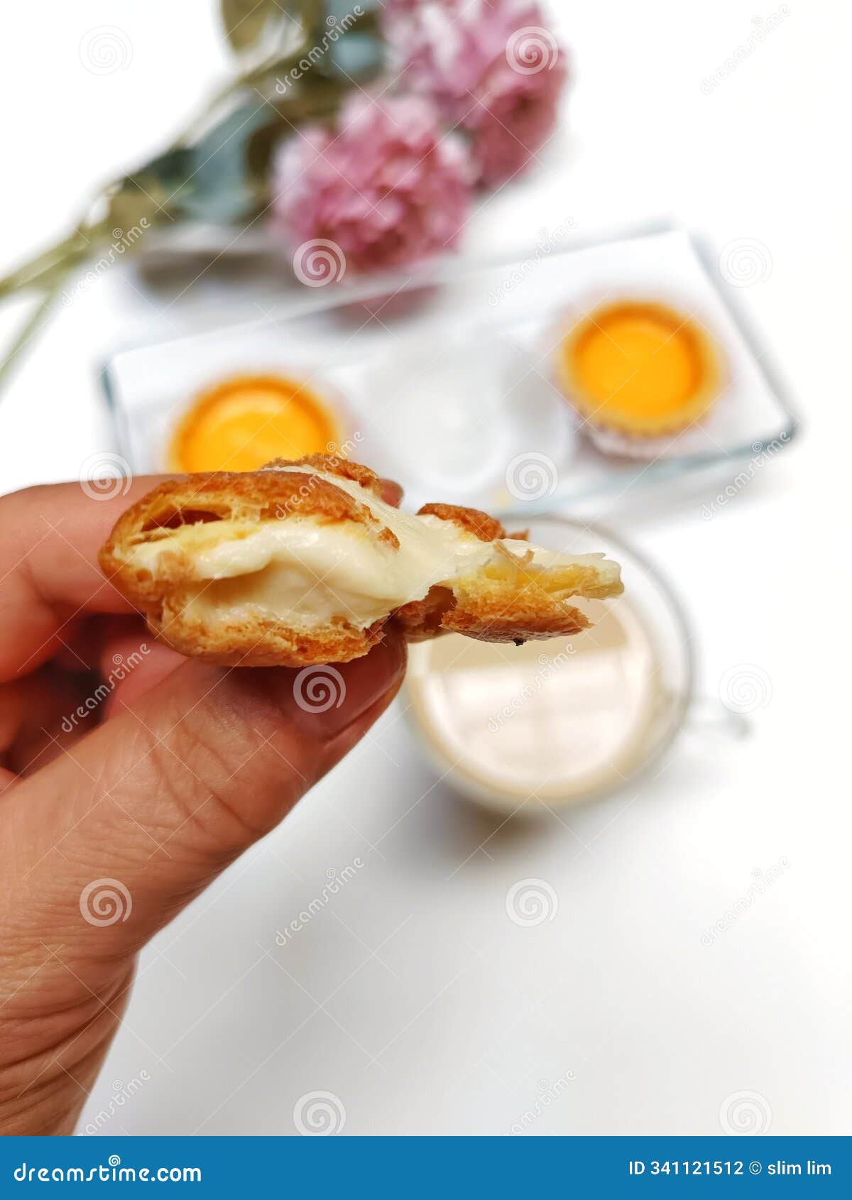 Snacks Time with a Bit of Vanilla Soes and Milk Pie Stock Photo - Image ...