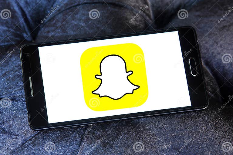 Snapchat logo editorial photo. Image of mobile, symbol - 76741016