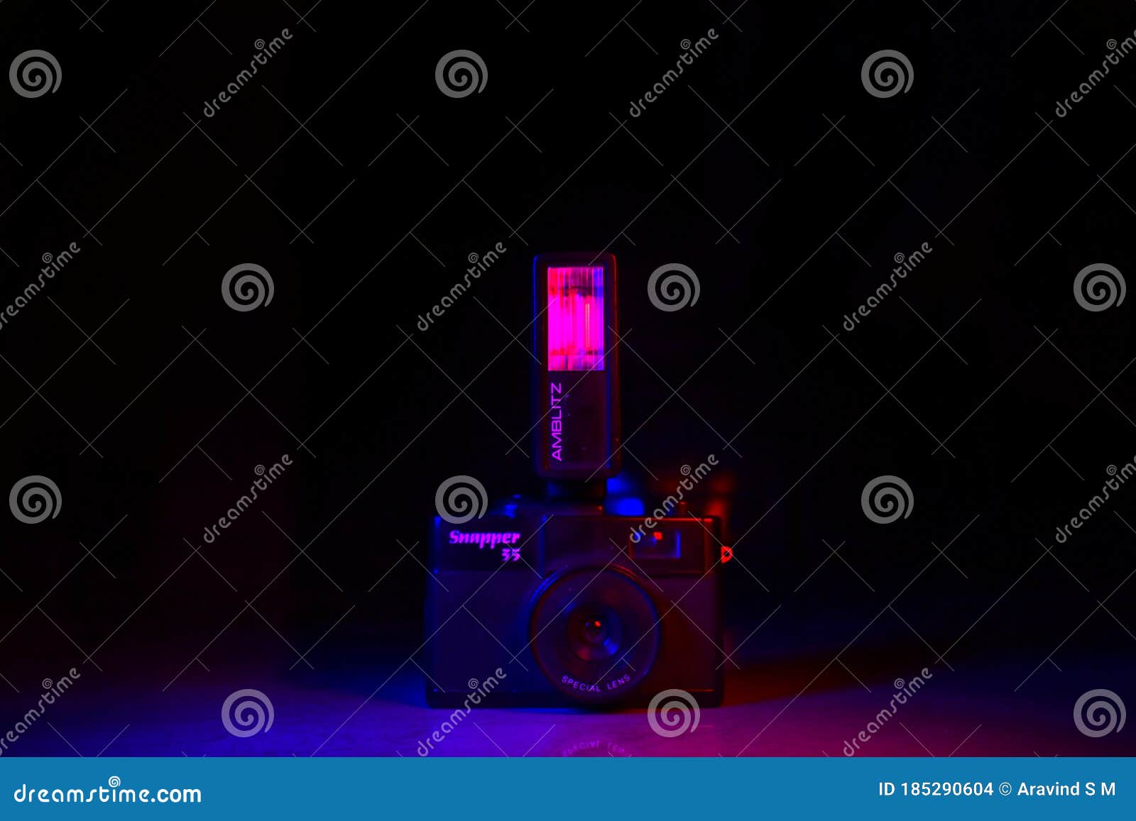 Snapper 35 old camera editorial stock image. Image of comm - 185290604