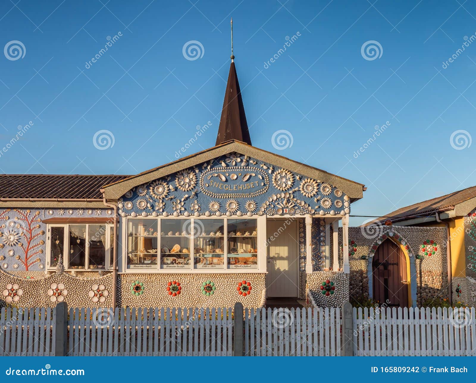 Sneglehuset Decorated Shell House in Thyboroen, Denmark Stock Photo ...