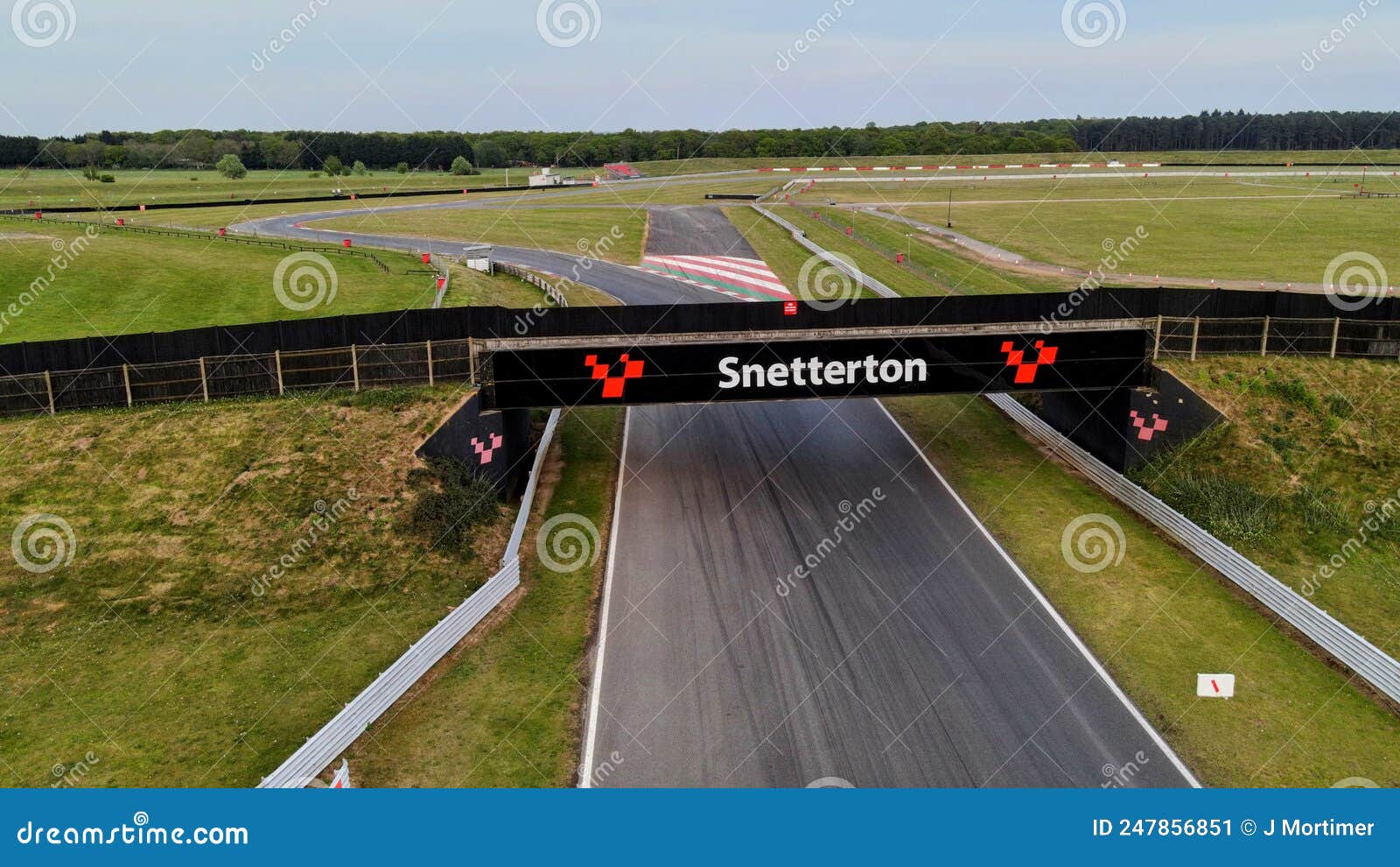 Snetterton MSV Race Track Bridge Editorial Photo - Image of snetterton ...