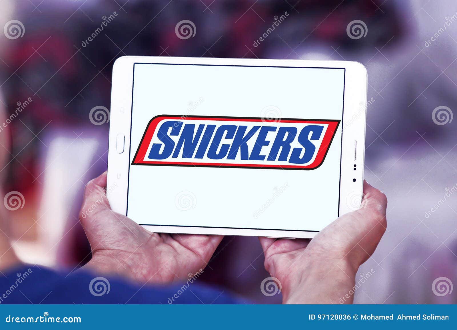 Snickers El Logotipo Del Chocolate Foto editorial - Imagen de trademark ...