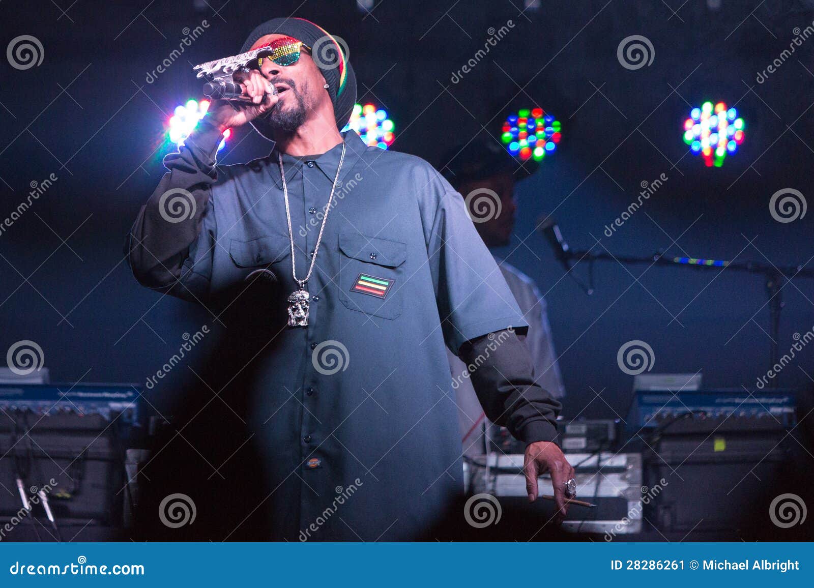 Snoop Dogg (Snoop Lion) Performs in Bend, Oregon 12-18-2012 Editorial ...