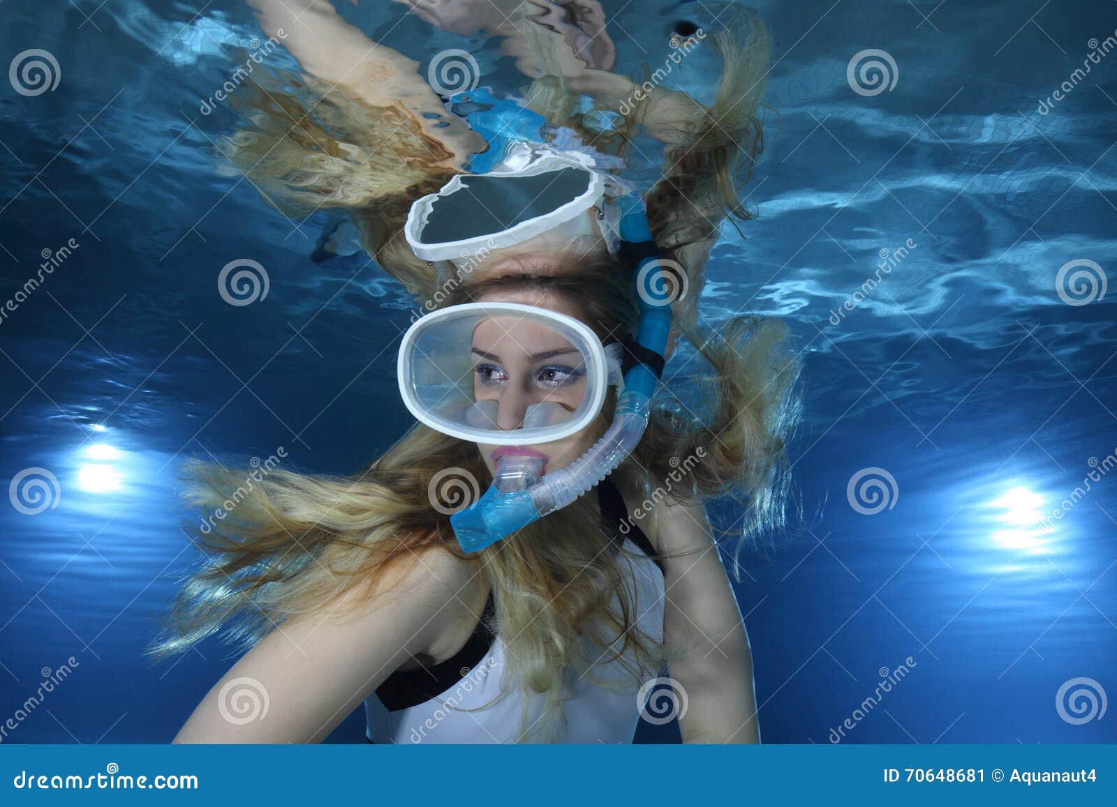Snorkeler stock image. Image of hand, oval, leisure, happy - 70648681
