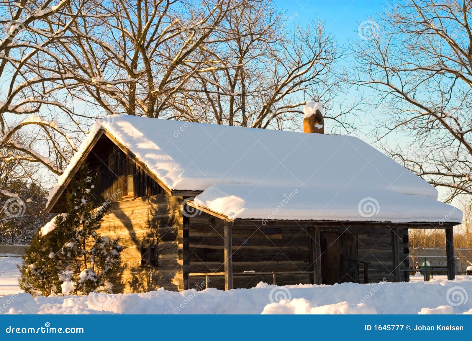 Snow Cabin stock image. Image of blanc, colorado, days - 1645777