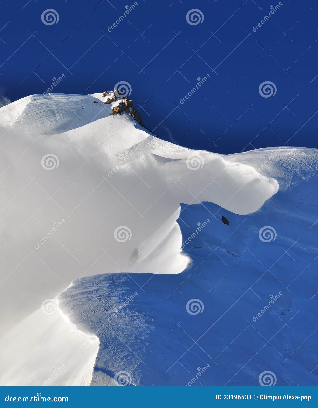 Snow cornice stock image. Image of alpine, blanc, tacul - 23196533