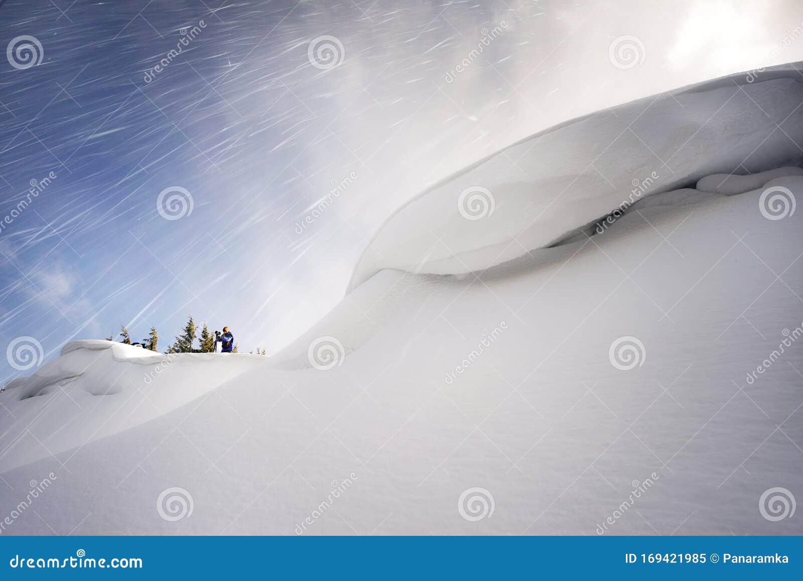 The Snow Cornice at the Top Stock Image - Image of backcountry ...
