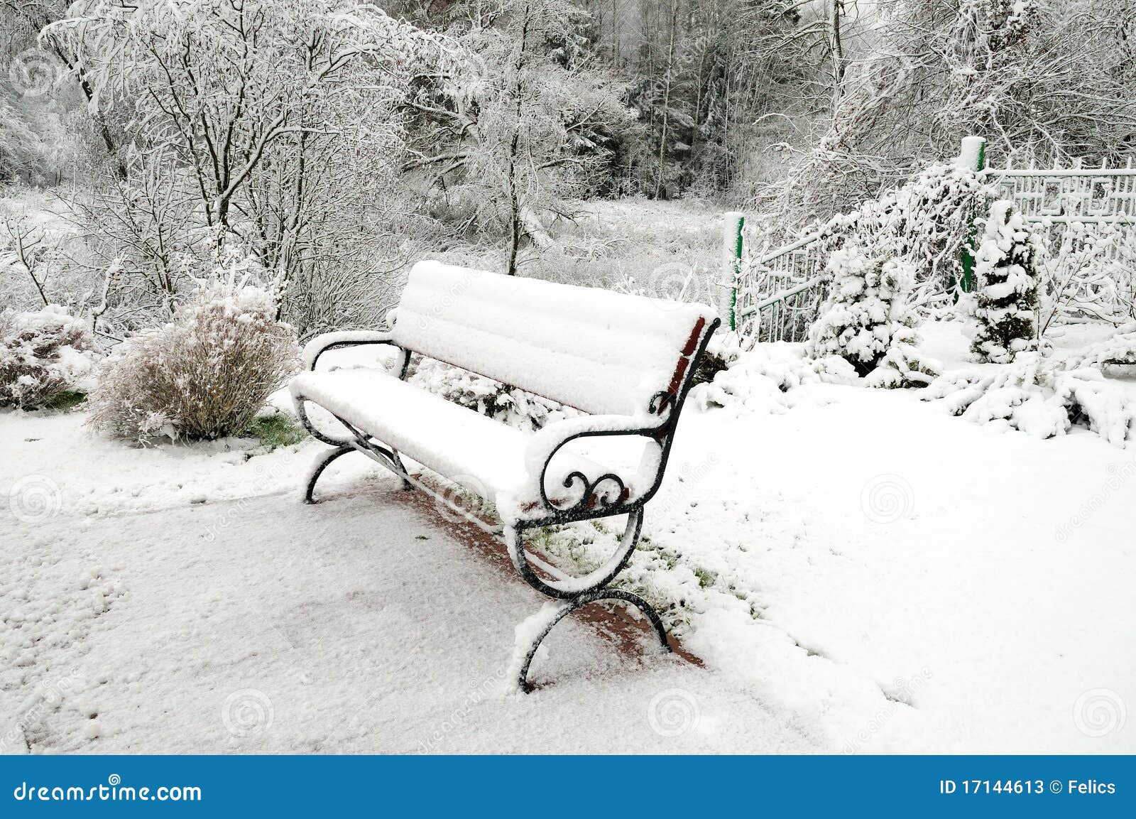 Snow-covered bench stock image. Image of frost, yard - 17144613