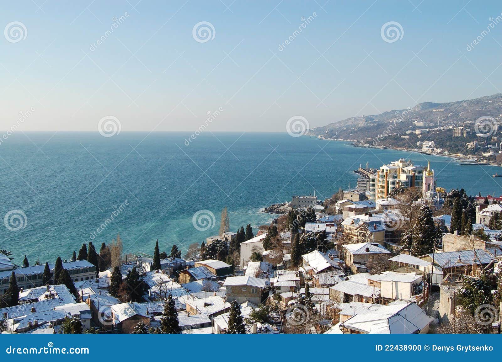 Snow covered city stock photo. Image of outdoor, architecture - 22438900