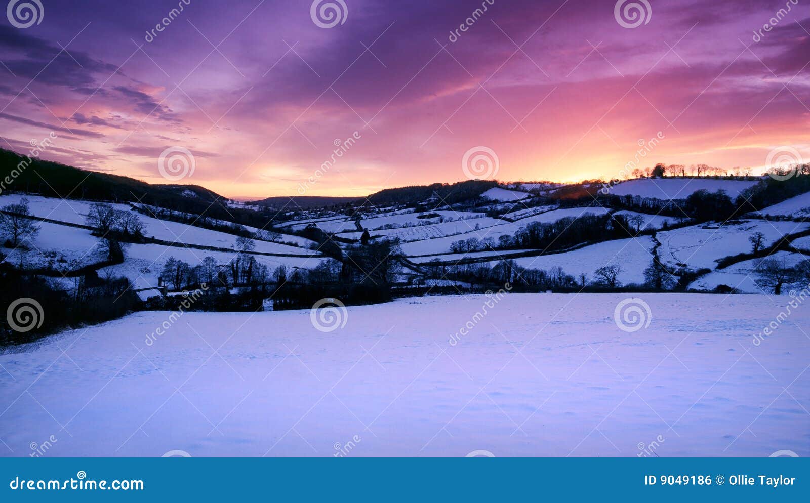 Snow Covered Devon Landscape at Sunset Stock Photo - Image of open ...