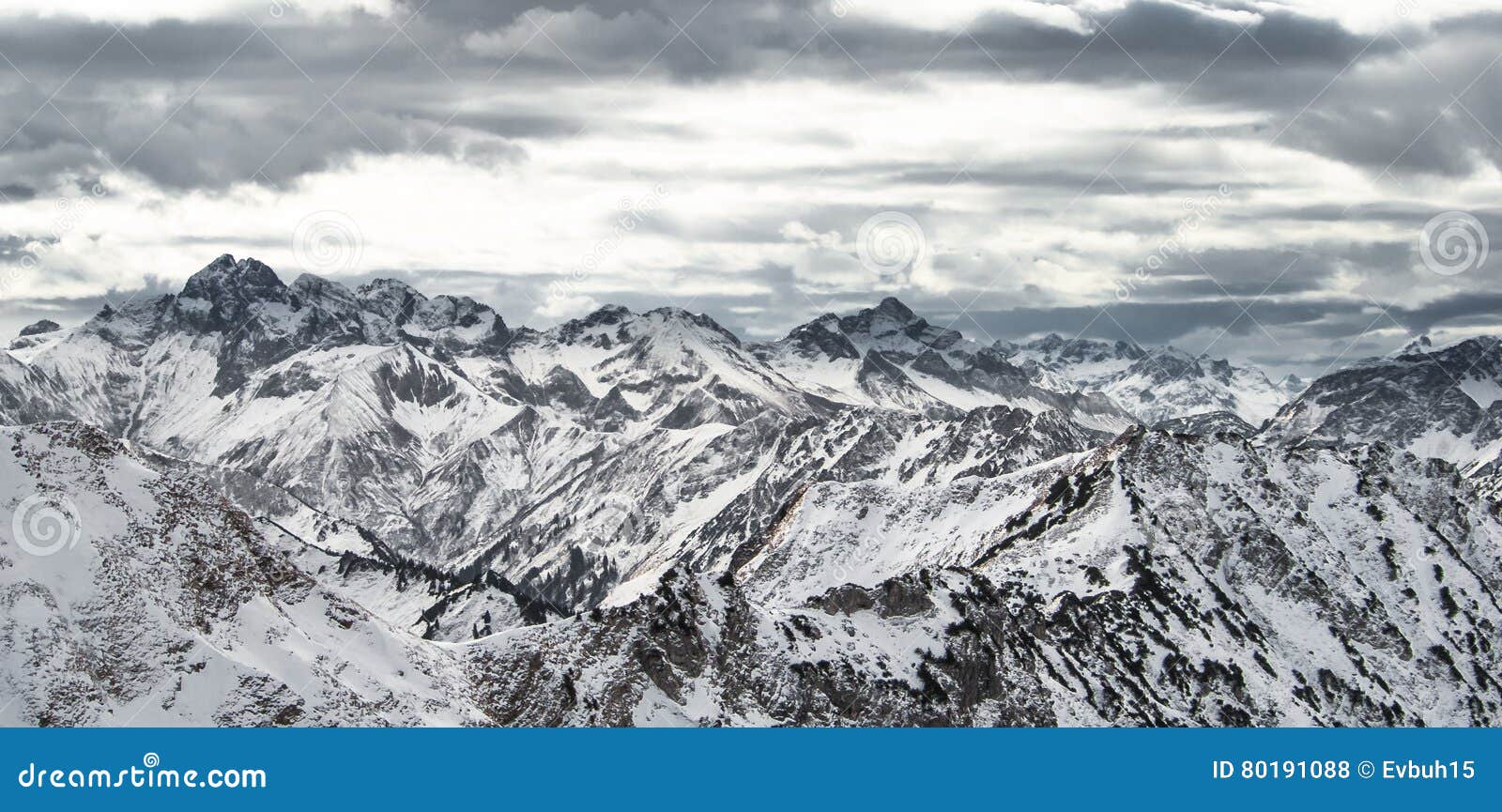 Snow Covered Mountain Range. Stock Photo - Image of rock, mont: 80191088