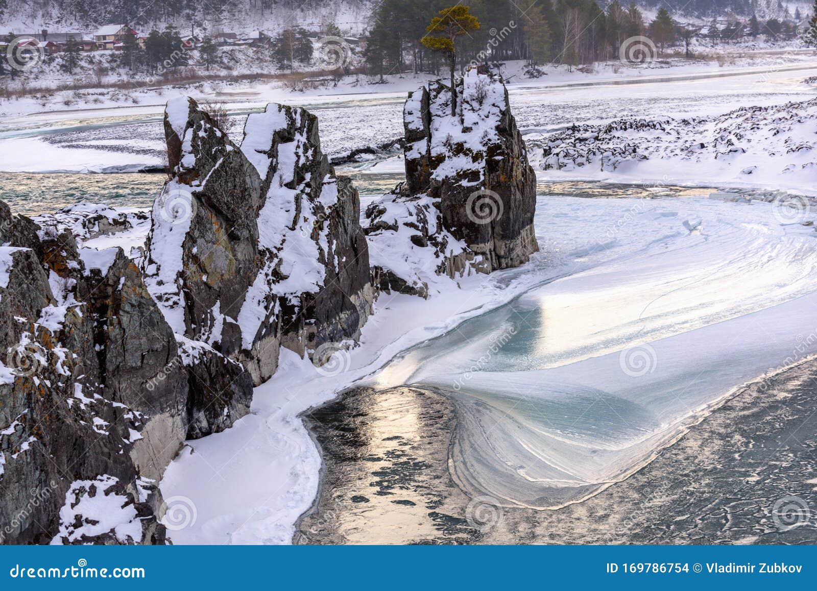 Snow-covered Rocks on a Freezing River Stock Photo - Image of frozen ...