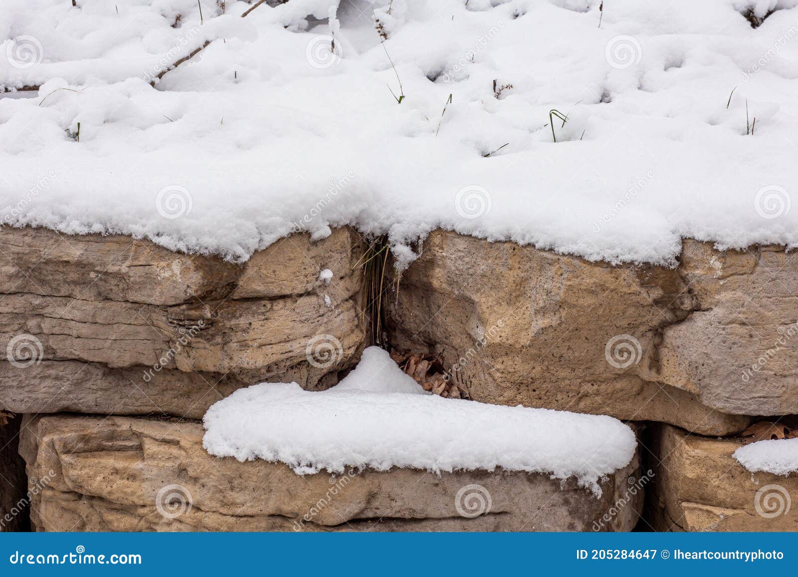 Rocky Ledge with Snow stock image. Image of rocky, ledge - 205284647