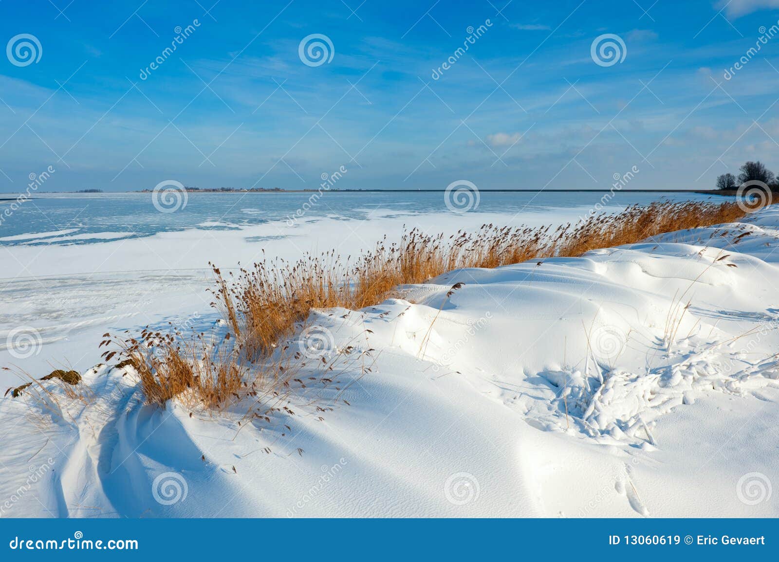 Snow And Ice Dunes On Shore Of Lake Erie At Sunset, Presque Isle State ...