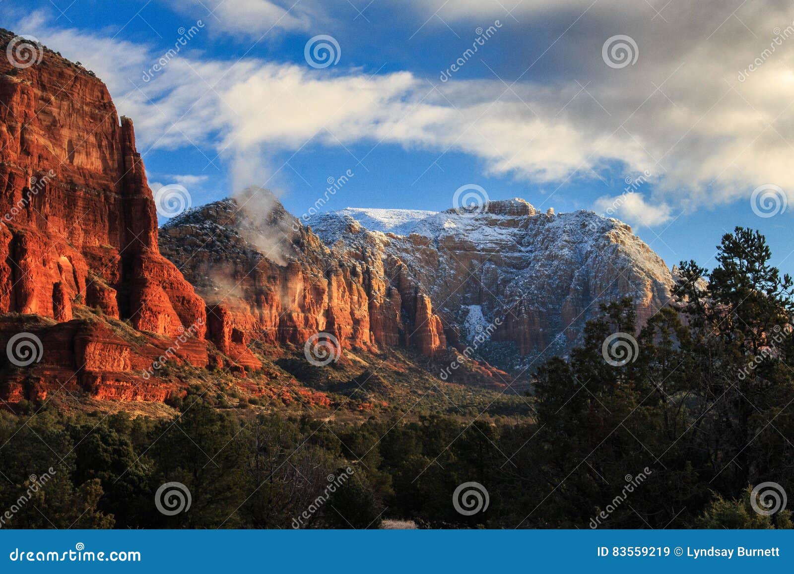 Snow Fall on Sedona Red-rocks Stock Image - Image of sedona, redrocks ...