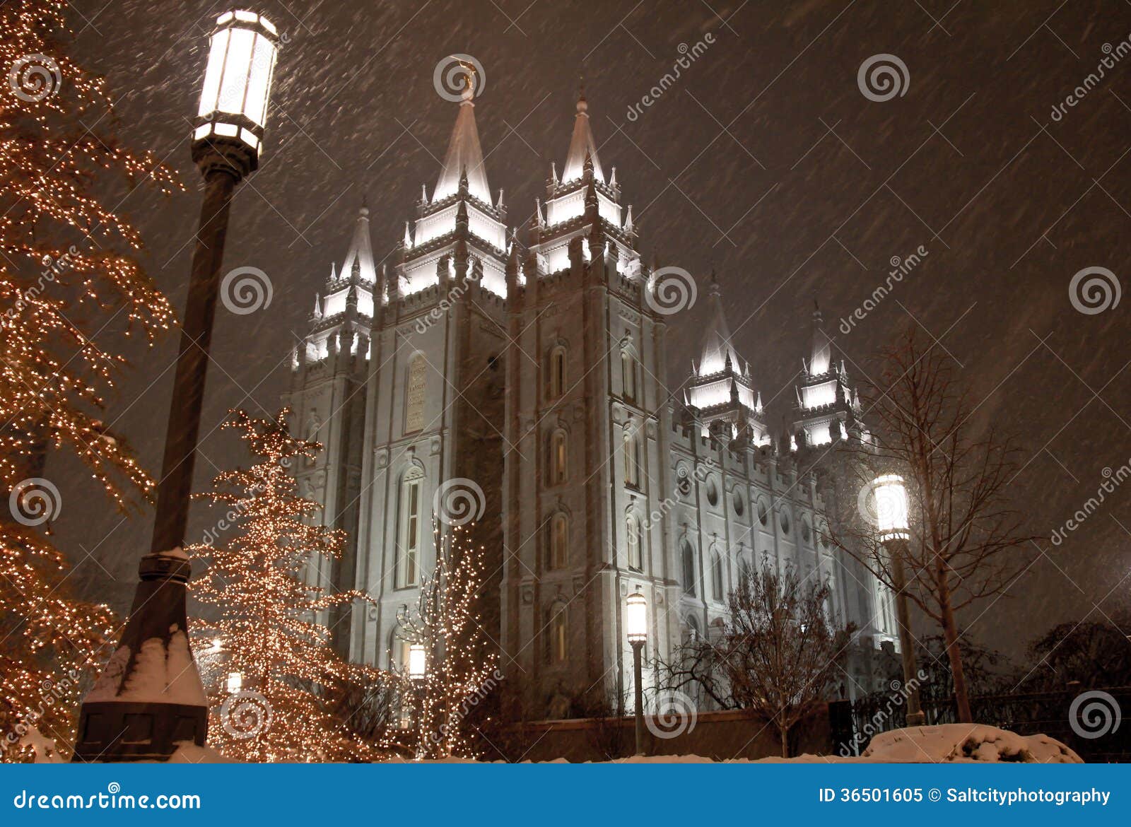 Snow Falling in Salt Lake City Stock Image - Image of christmas, temple ...