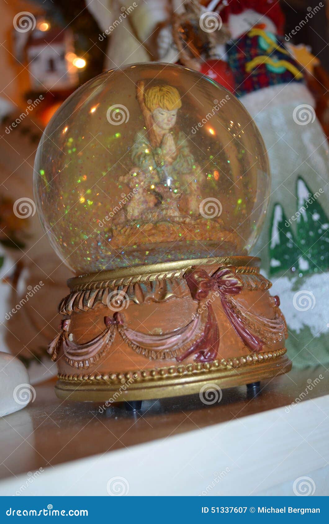 Sparkly angel snow globe stock image. Image of retro - 51337607