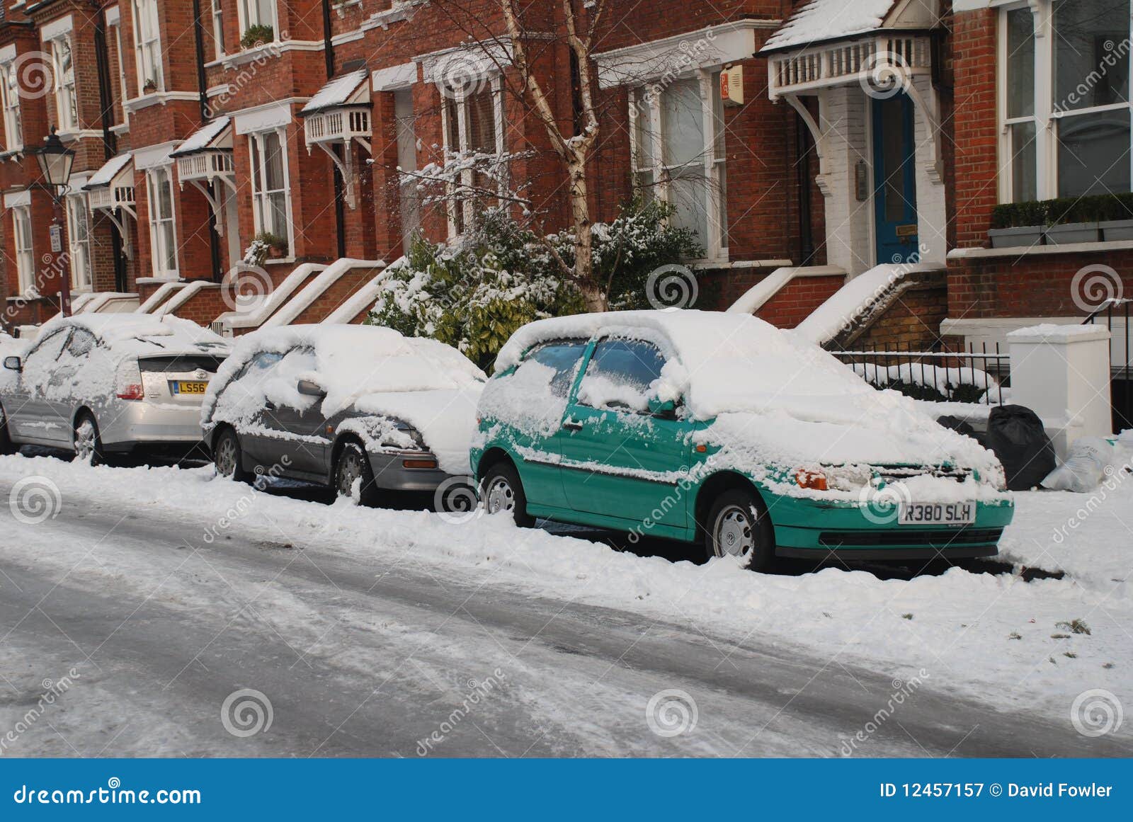Snow in London. editorial photography. Image of climate - 12457157