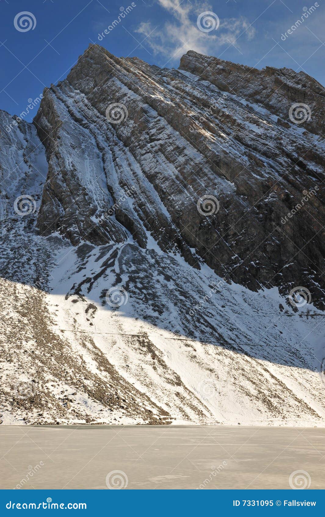 Snow mountain and lake stock image. Image of cliff, lake - 7331095