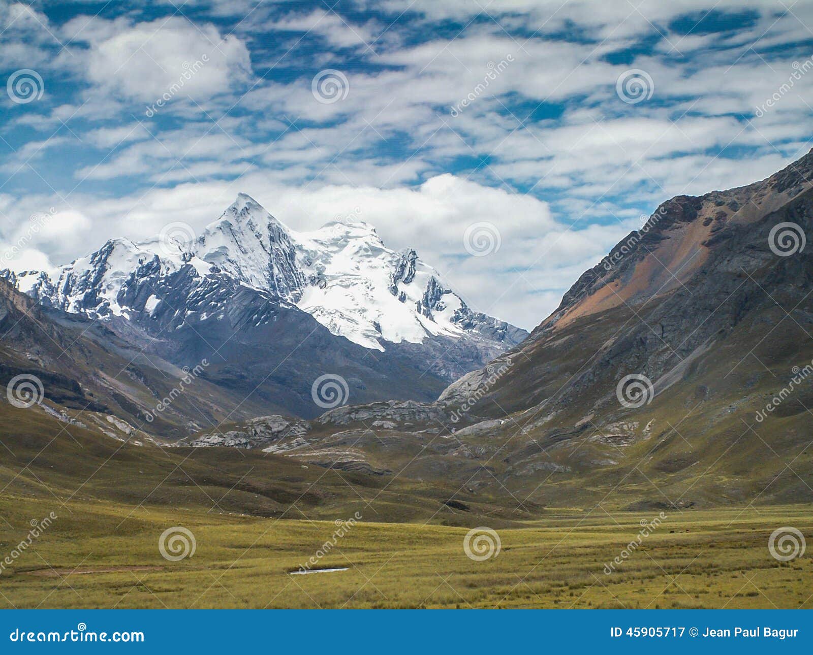 Snow Mountain Valley stock image. Image of landscape - 45905717