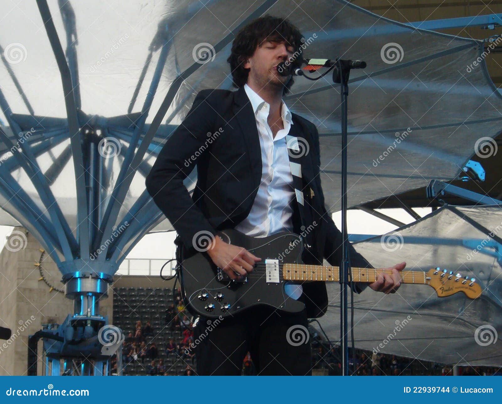 Snow Patrol Live in Berlin 2009 Editorial Stock Image - Image of name ...