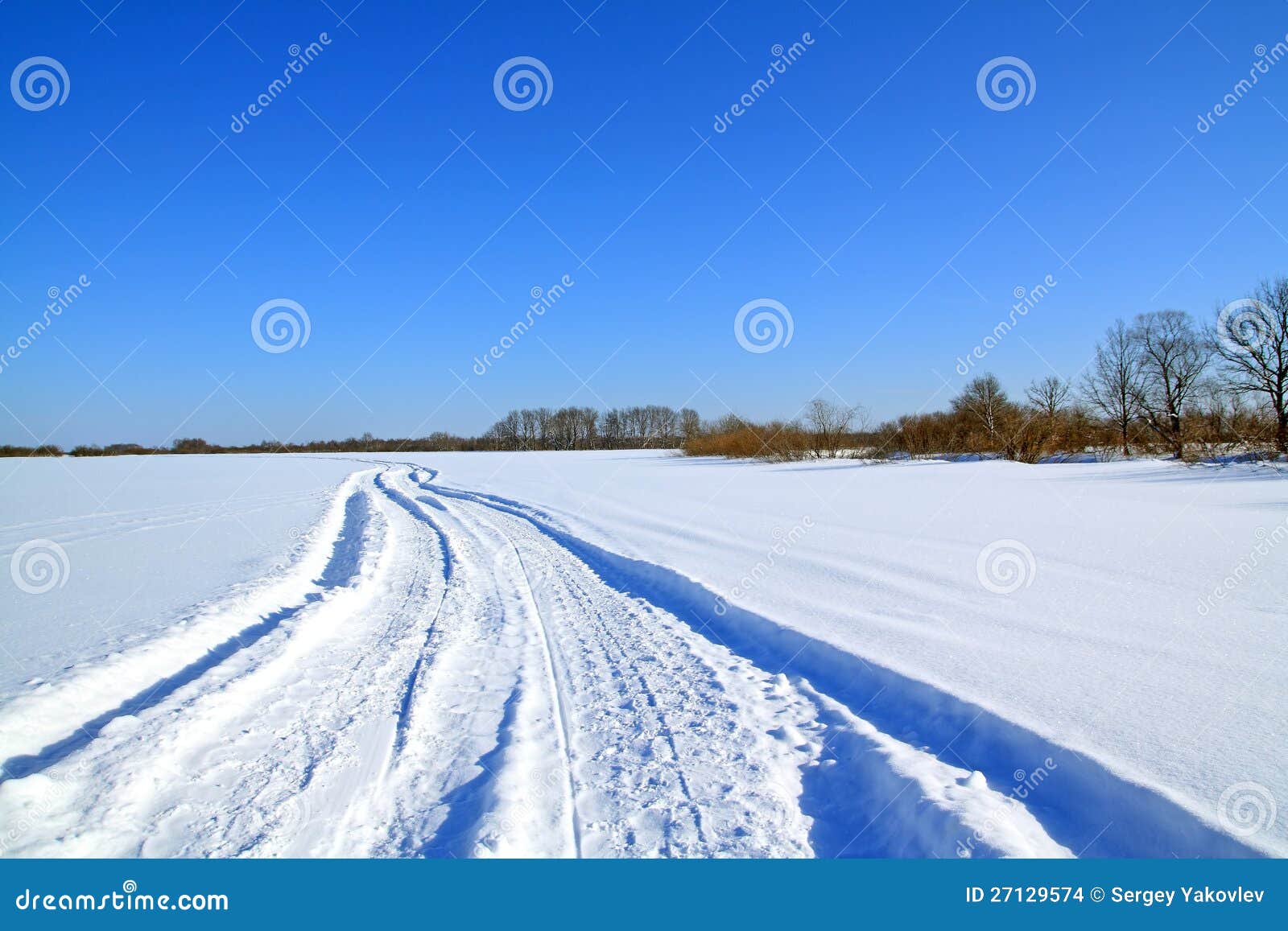 Snow road stock photo. Image of freeze, road, harmony - 27129574