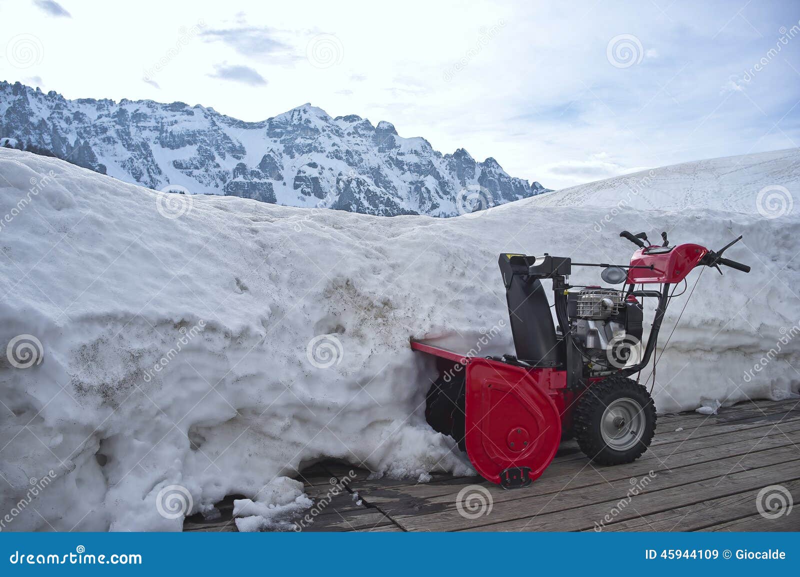 Snow thrower stock image. Image of snow, outdoor, frozen - 45944109