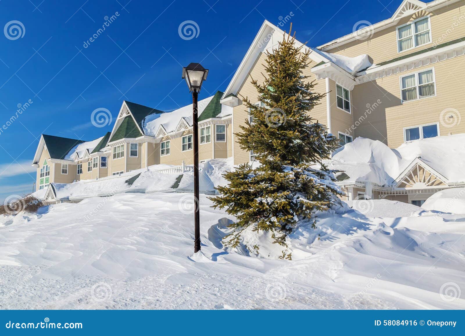 Giant Snowbank Stock Photos - Free & Royalty-Free Stock Photos from ...
